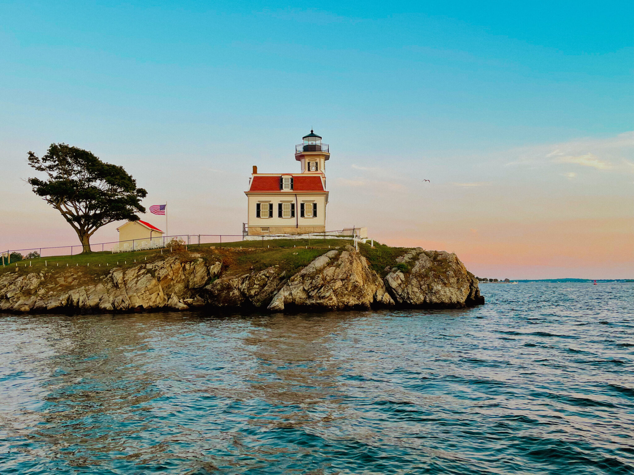 Pomham Rocks Lighthouse