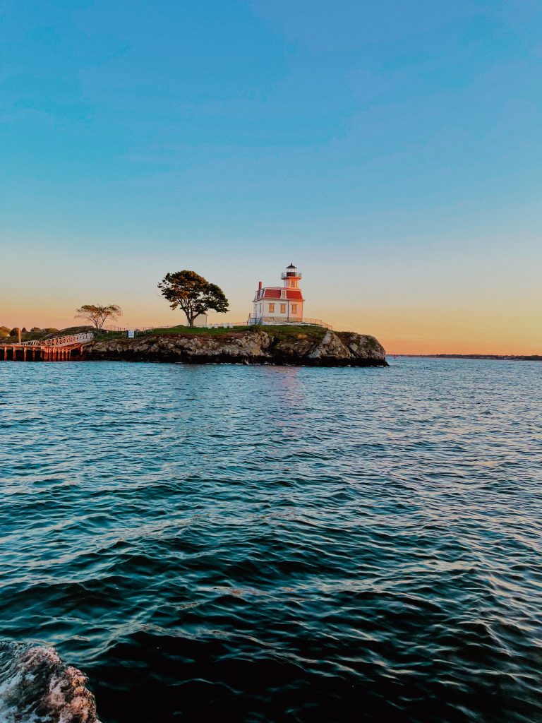 Pomham Rocks Lighthouse